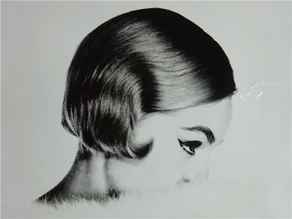 F.C. Gundlach | Grit Hübscher mit Stola (1955) | MutualArt