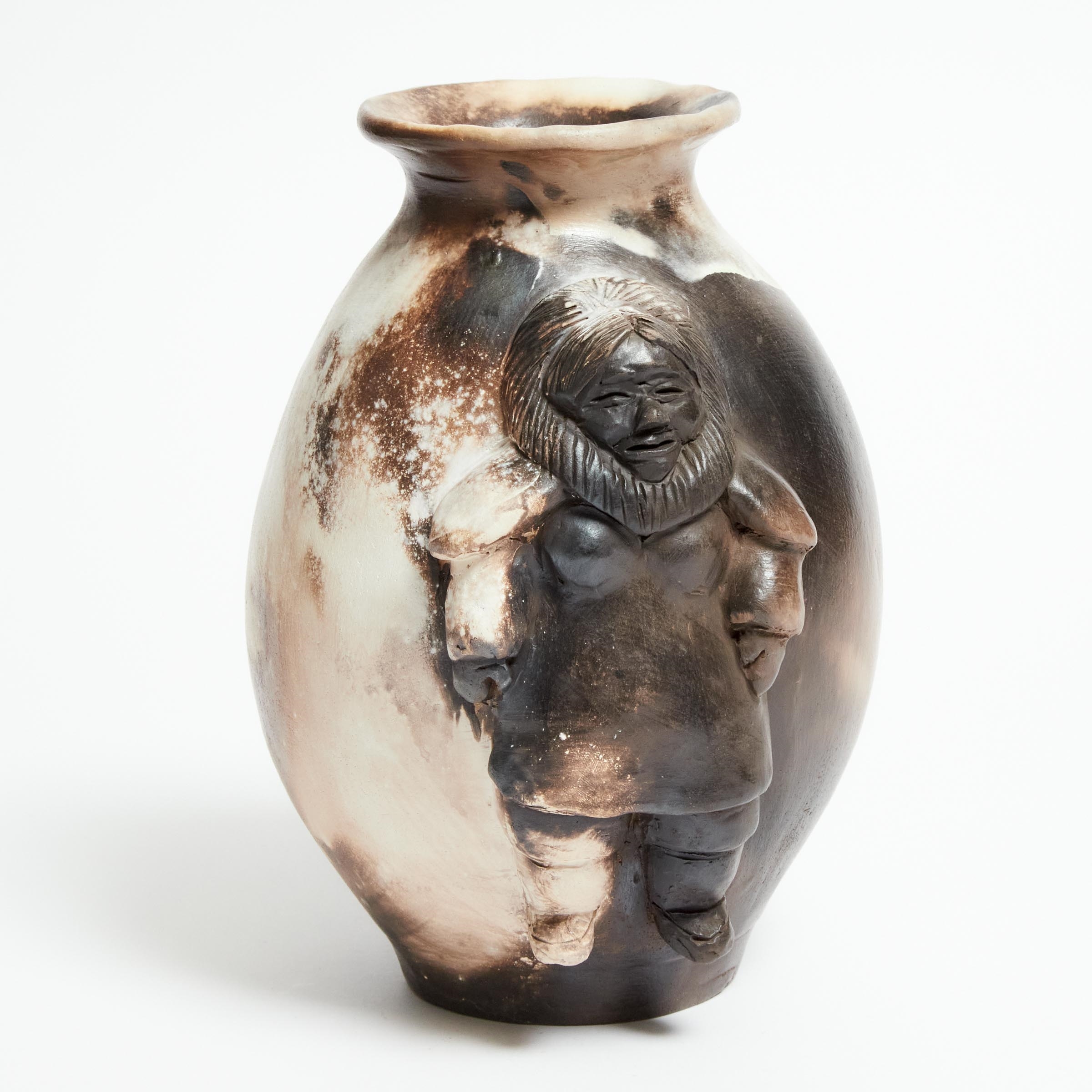 Yvo Samgushak | VASE WITH INUK COUPLE | MutualArt