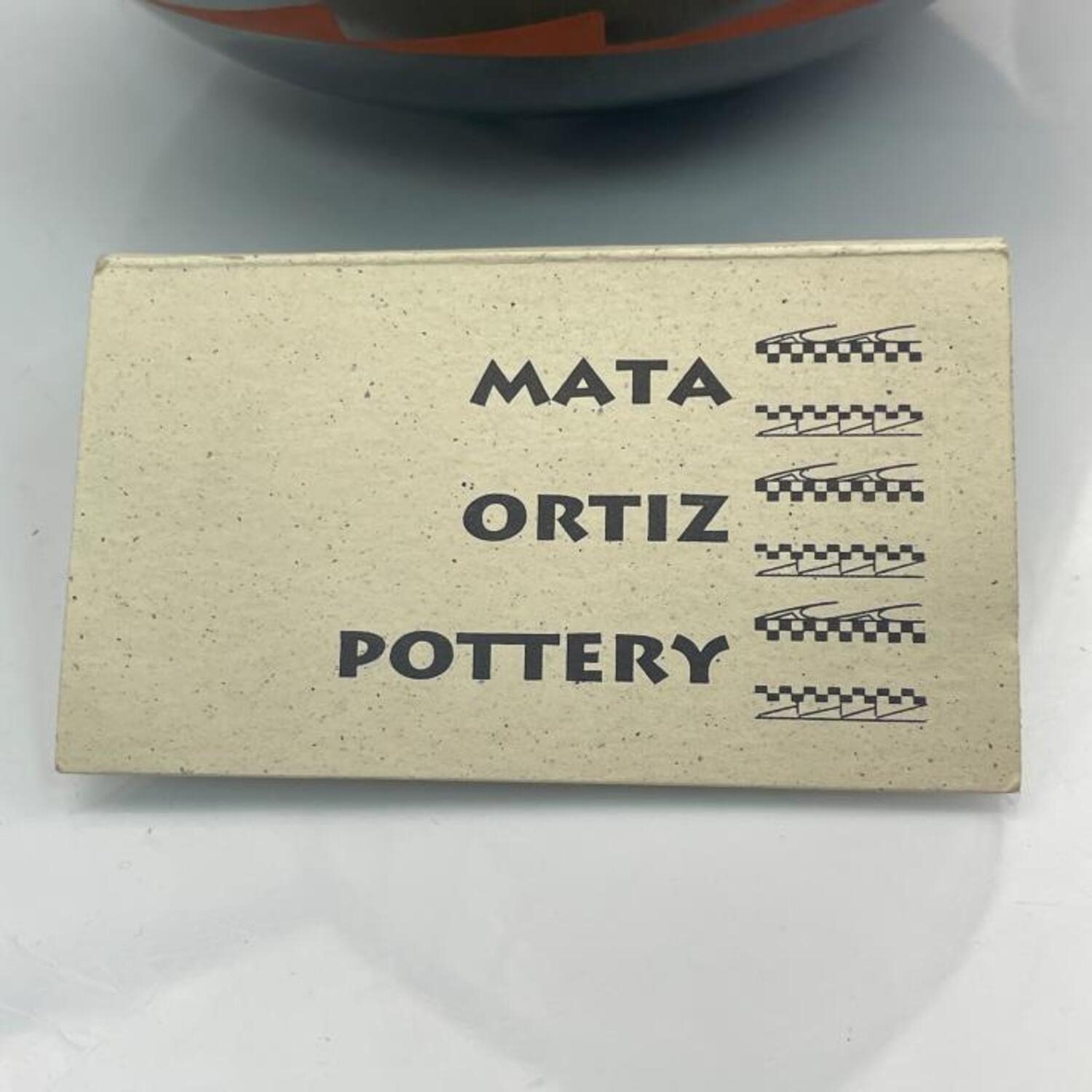 Mata Ortiz | Vintage Signed Mata Ortiz Pottery Vase | MutualArt