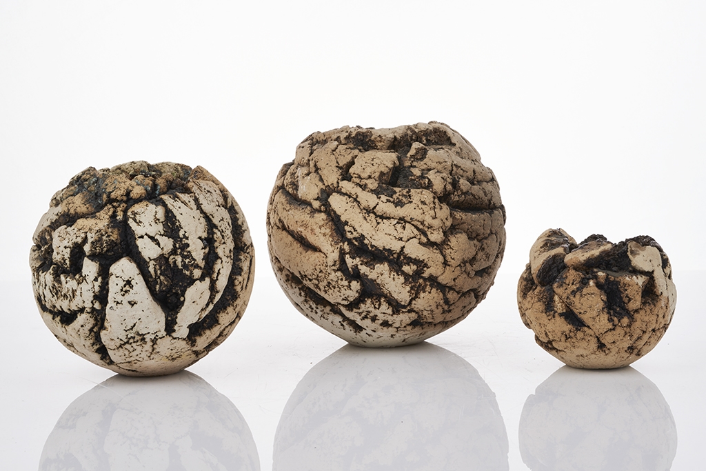 Peter Travis | Sphere Bowls (1971) | MutualArt