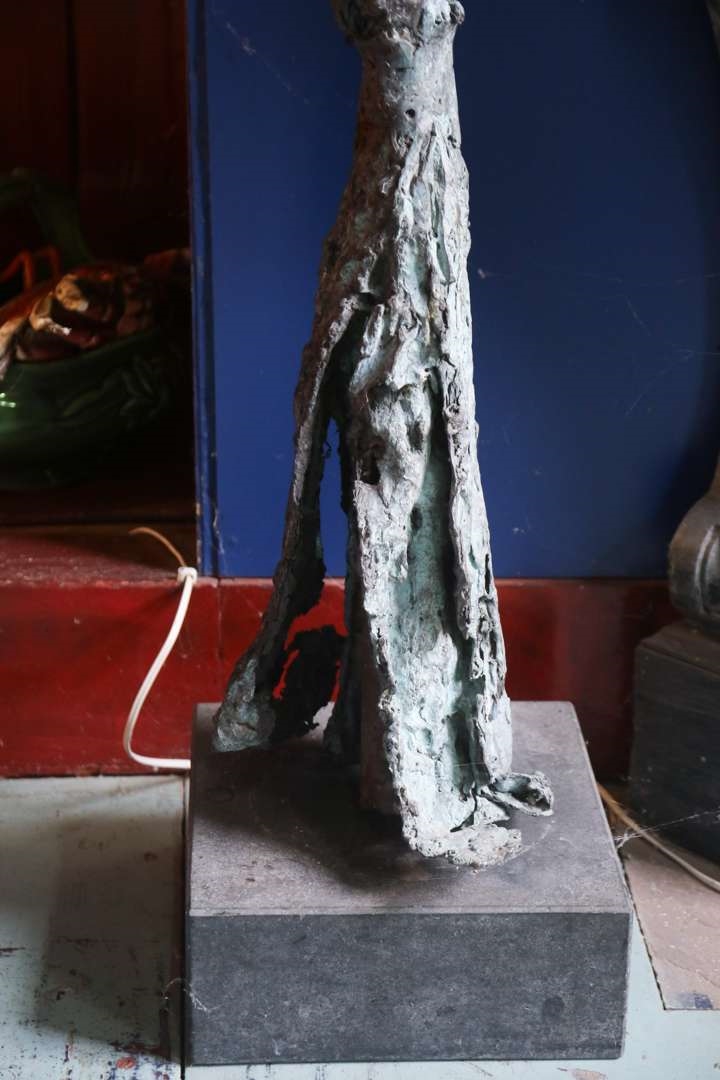 Maya Wildevuur | Geabstraheerd figuur | MutualArt