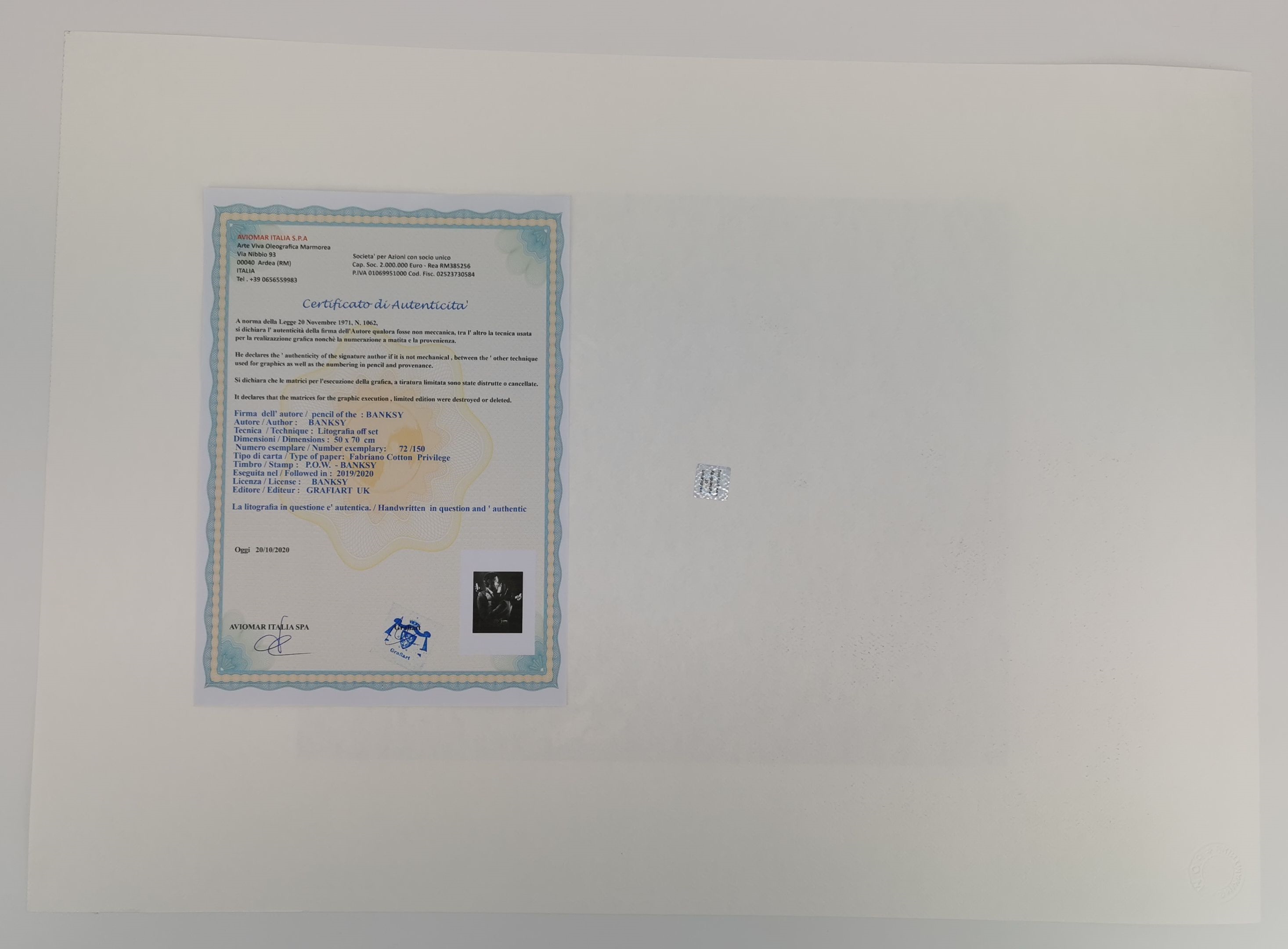 Banksy | Mobile Lovers | MutualArt