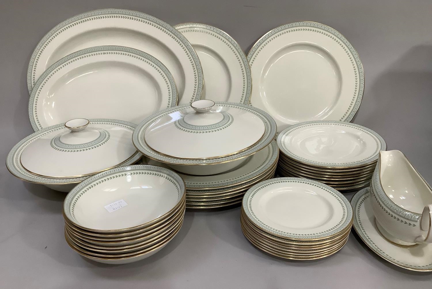 Royal Doulton | Royal Doulton Berkshire pattern tableware comprising ...