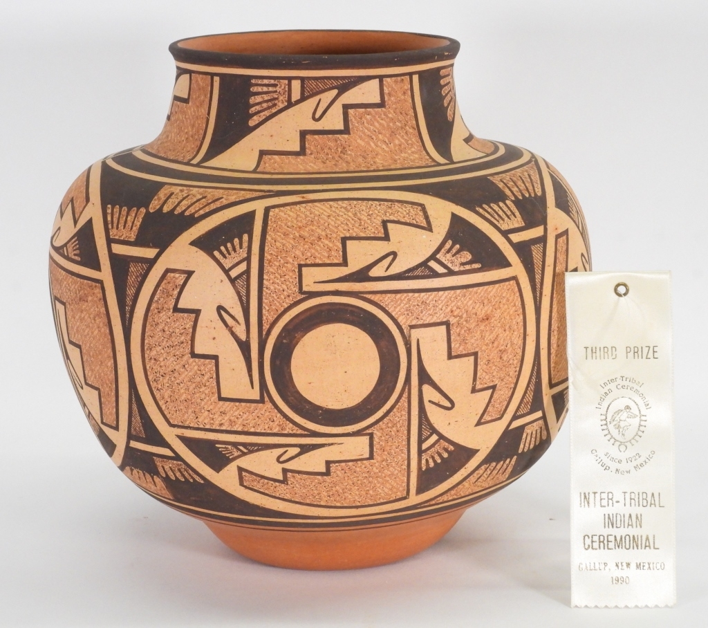 Randy Nahohai | Randy Nahohai Zuni Pottery Vessel (1990) | MutualArt