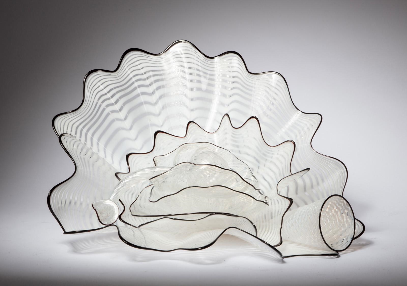 Dale Chihuly | Winter White Persian Set with Ebony Lip Wraps (2013) | MutualArt