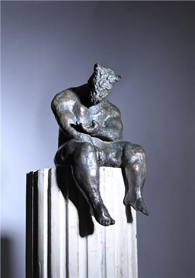 Beth Carter | MINOTAUR READING | MutualArt