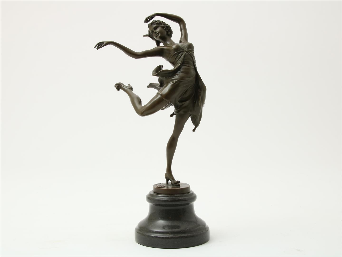 Bruno Zach | Dancer | MutualArt