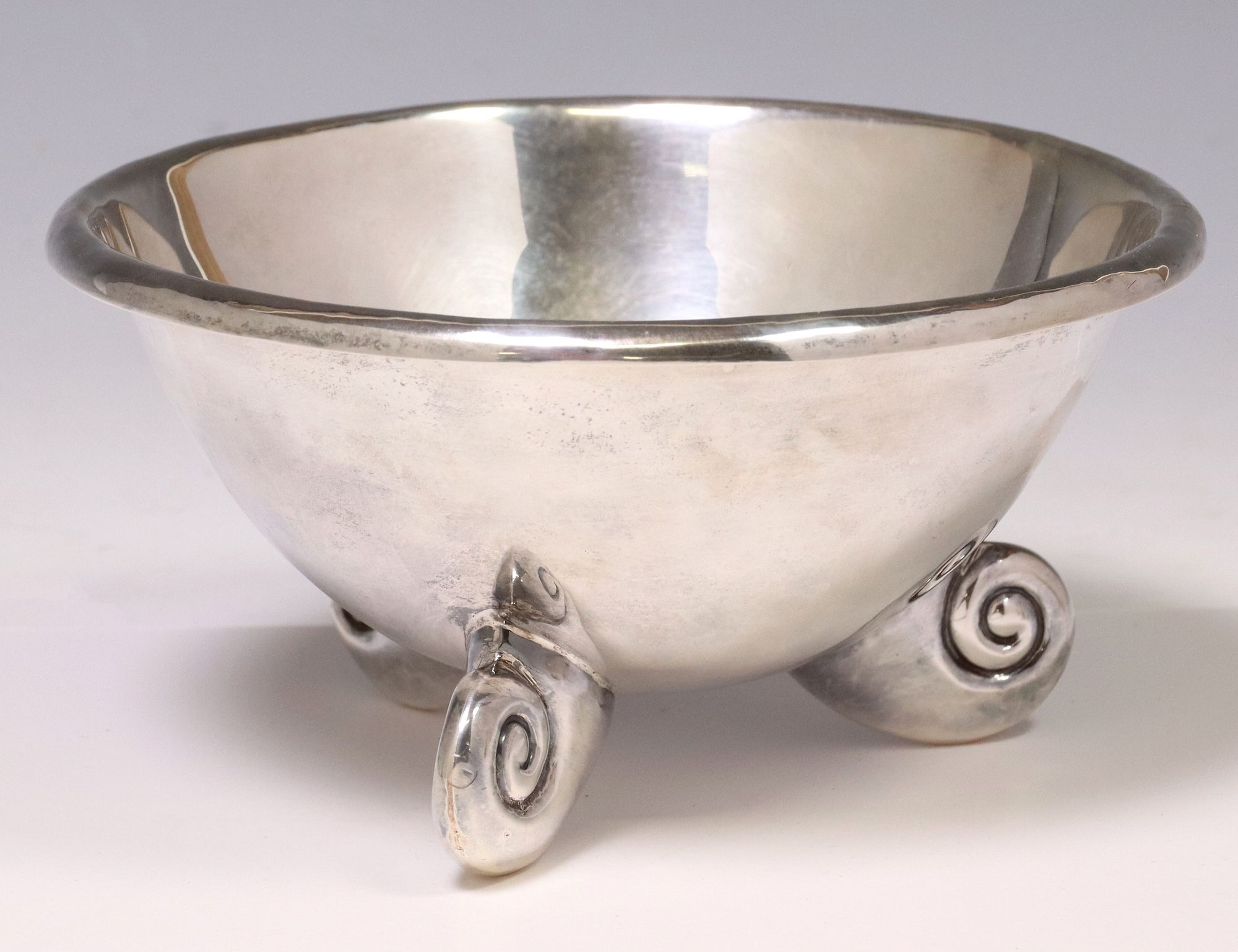 William Spratling | Hammered silver bowl | MutualArt
