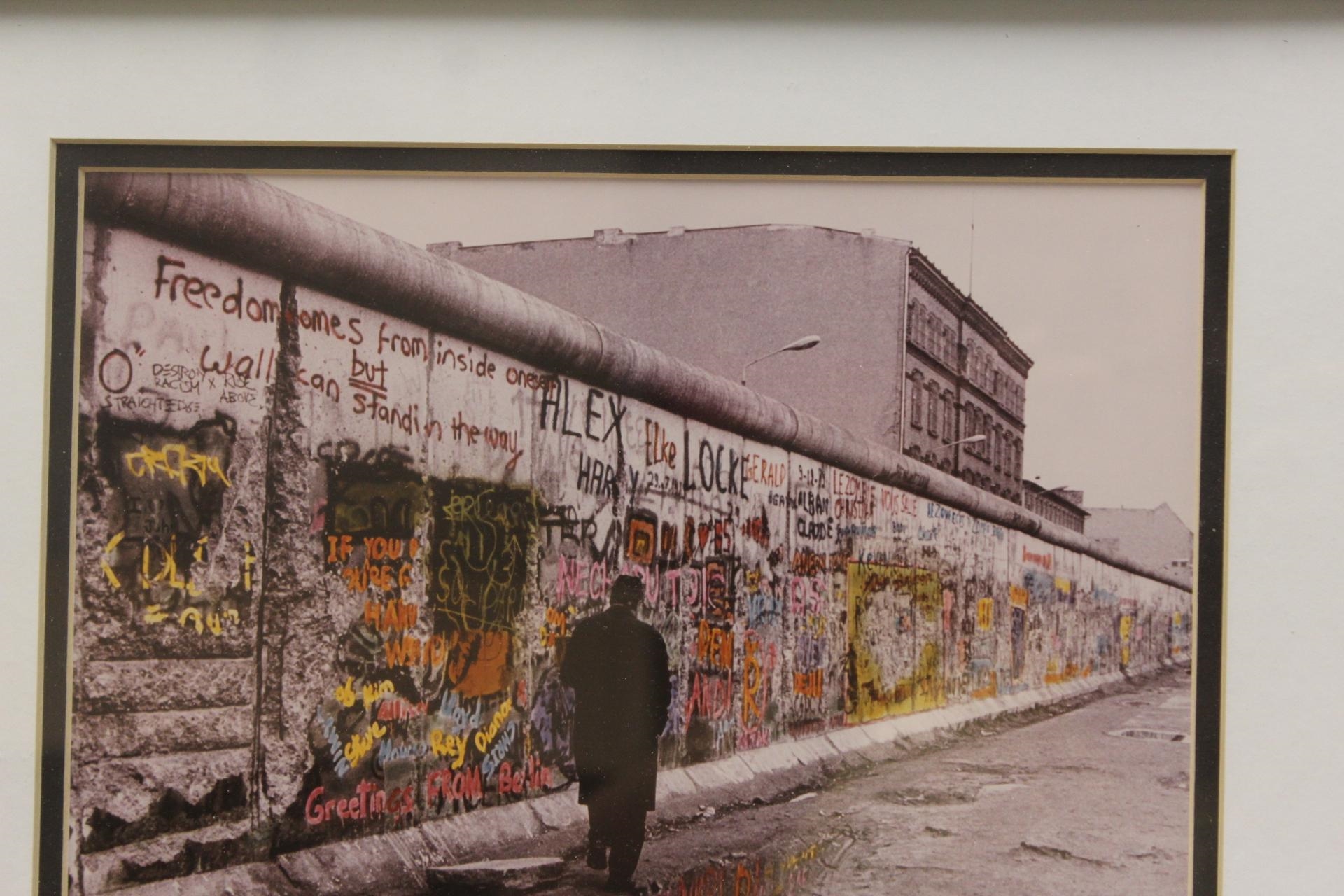 Garry Seidel | Signed Gerry Seidel Photograph | MutualArt