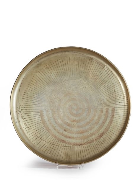 Jean Dunand | Circular tray | MutualArt