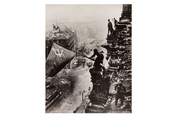 Yevgeny Khaldei | RAISING THE FLAG OVER THE REICHSTAG, BERLIN (1945 ...