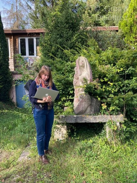 Patrick Stein | Woman Garden sculpture in stone | MutualArt