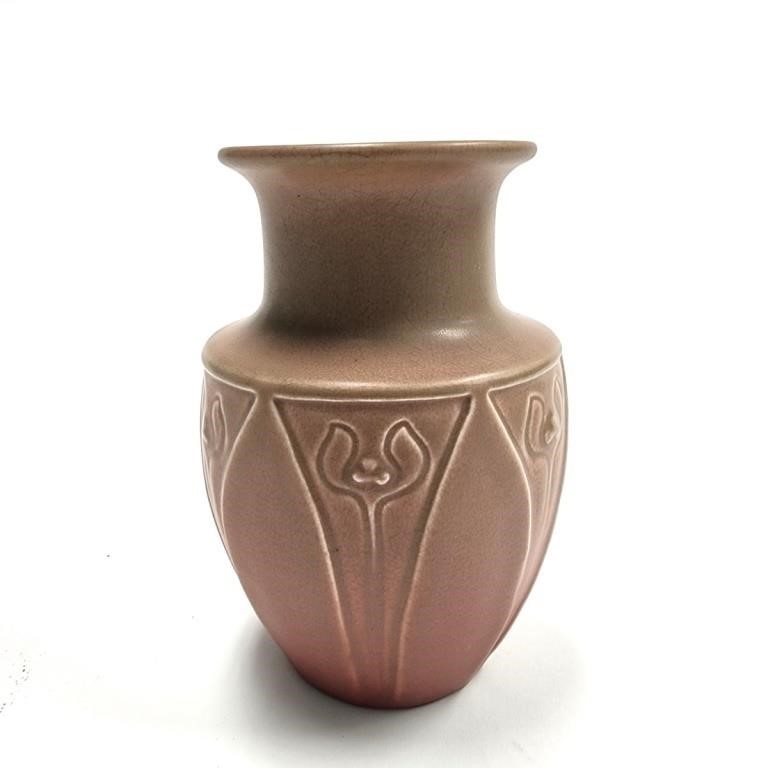 Rookwood Pottery | Rookwood pottery vase (1917) | MutualArt