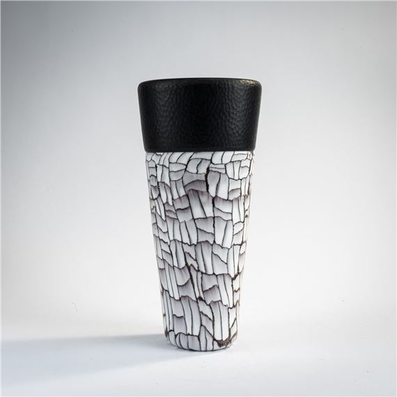 Vittorio Ferro | Vase (2000) | MutualArt