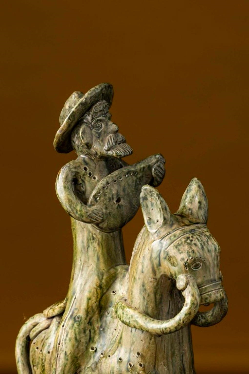 Rosa Ramalho | Knight playing a musical instrument | MutualArt