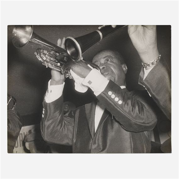 Lisette Model | Louis Armstrong playing trumpet (1954 - 1956) | MutualArt