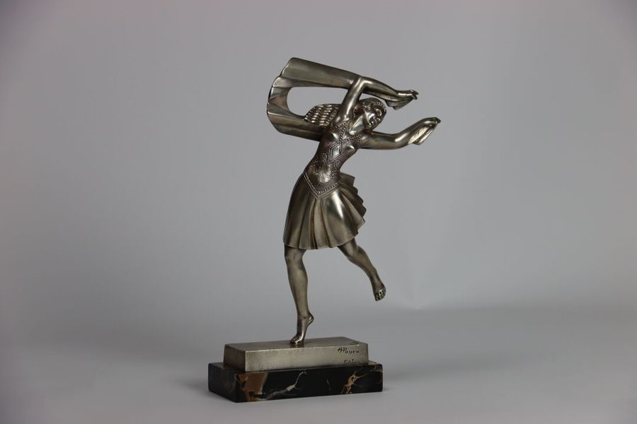 Ignacio Gallo | Dancer | MutualArt