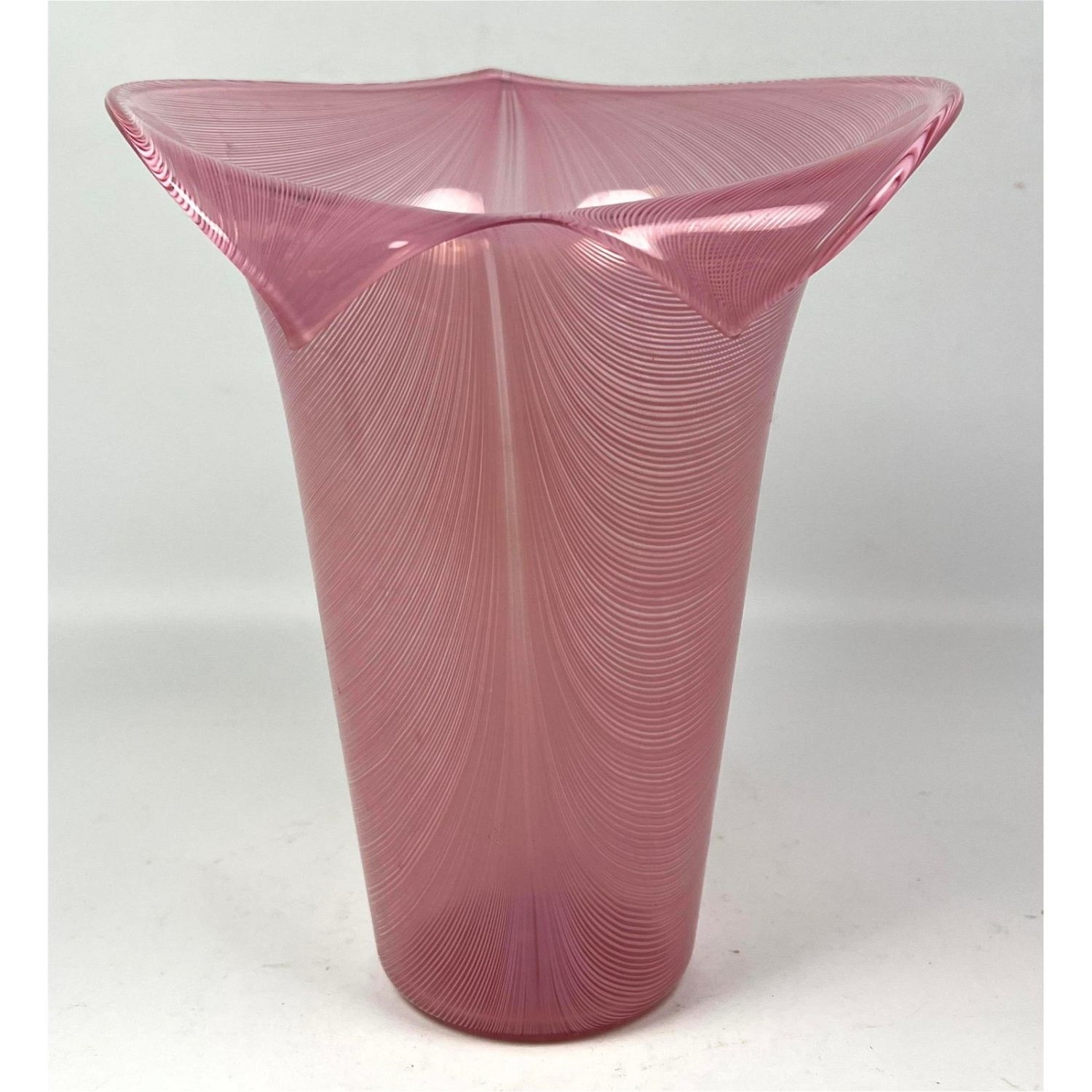 Tyra Lundgren | Clear and pink Vase with split roll | MutualArt