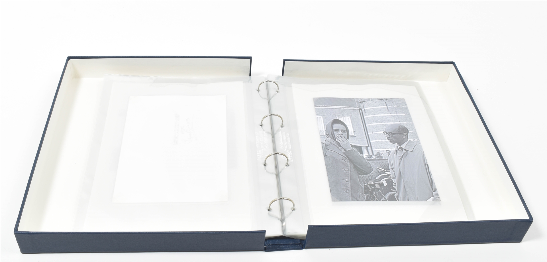 Stanley Brouwn | stanley brouwn/Igno Cuypers, 25 original photographs ...