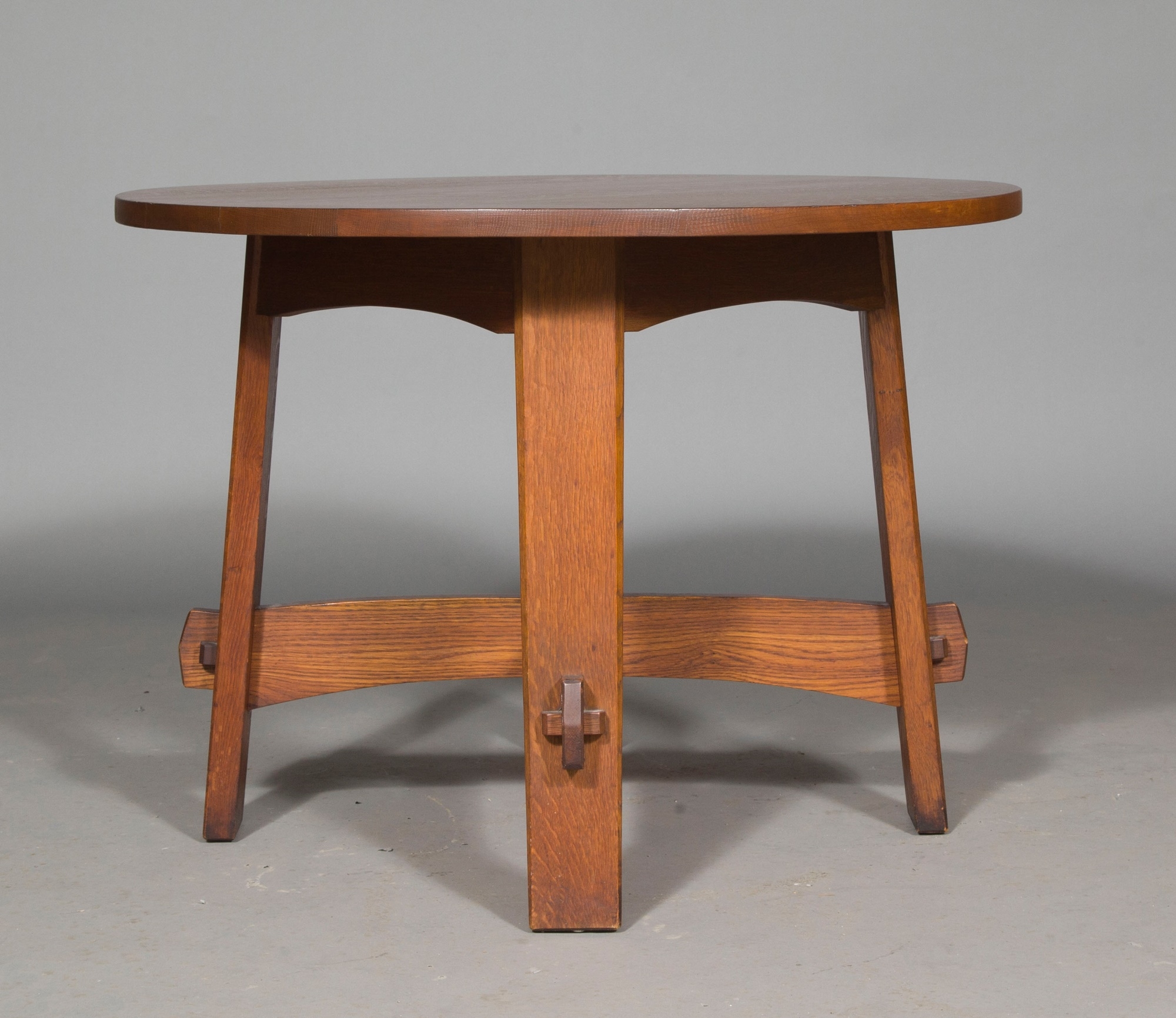 Gustav Stickley | Gustav Stickley Oak #667 Pattern Center Table 1905 ...