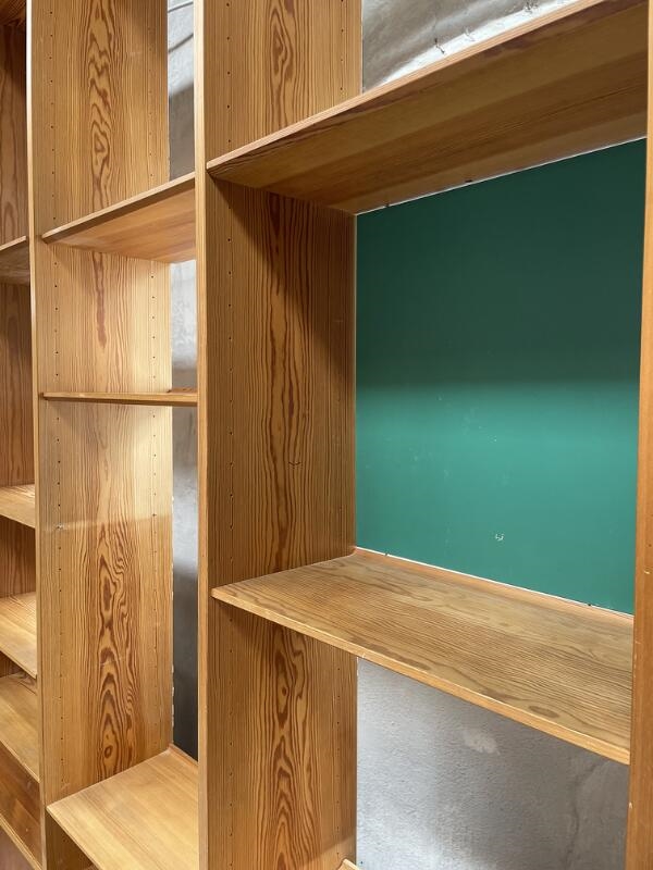 Harbo Sølvsten | Large pine wall unit consisting of seven rails and 20 ...