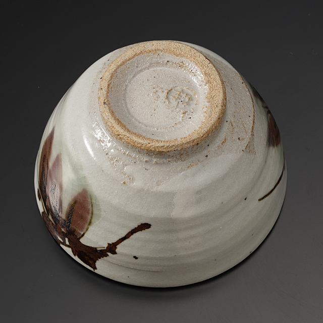 Koichi Tamura | tea bowl with design of bellflower | MutualArt