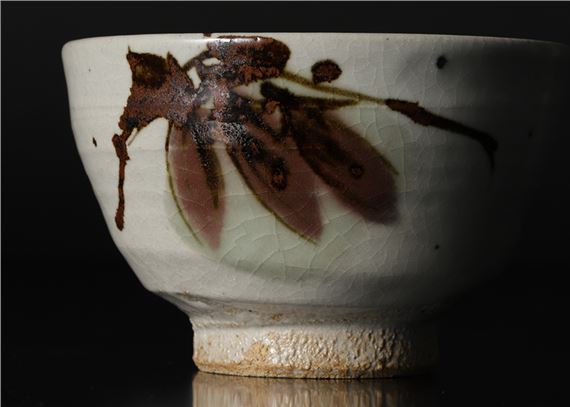 Koichi Tamura | tea bowl with design of bellflower | MutualArt