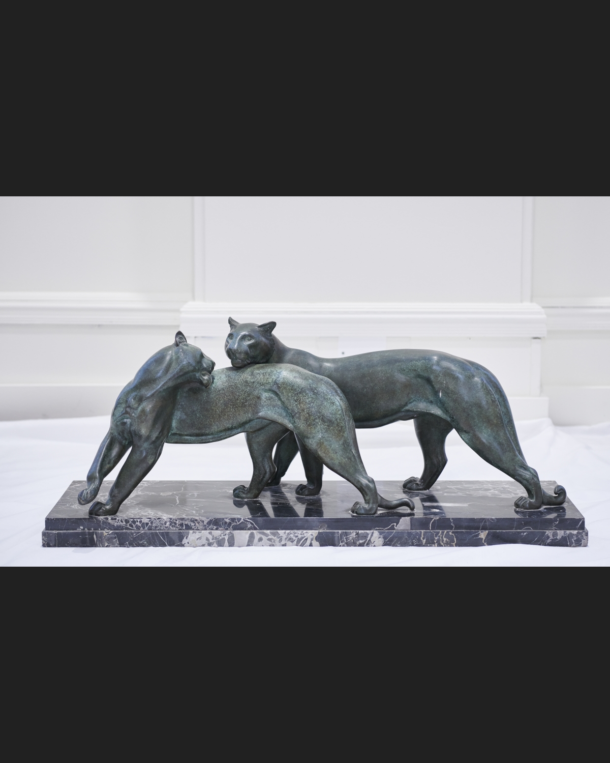 Irénée Rochard | LES LIONNES | MutualArt