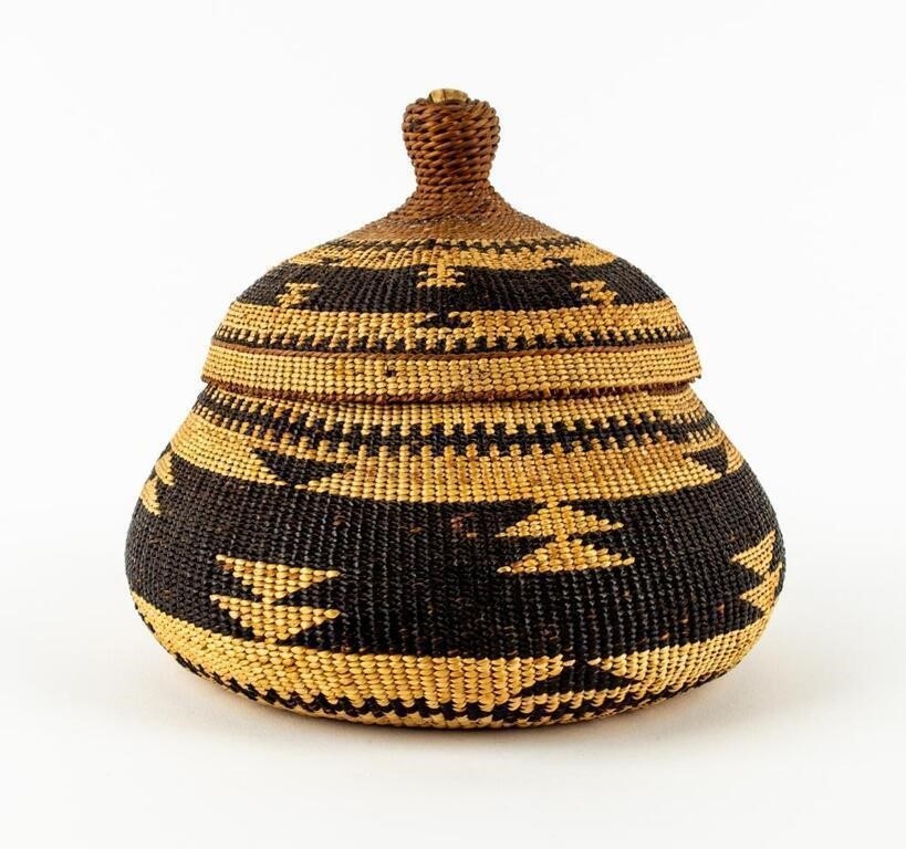 Elizabeth Hickox | Karuk Lidded Basket | MutualArt
