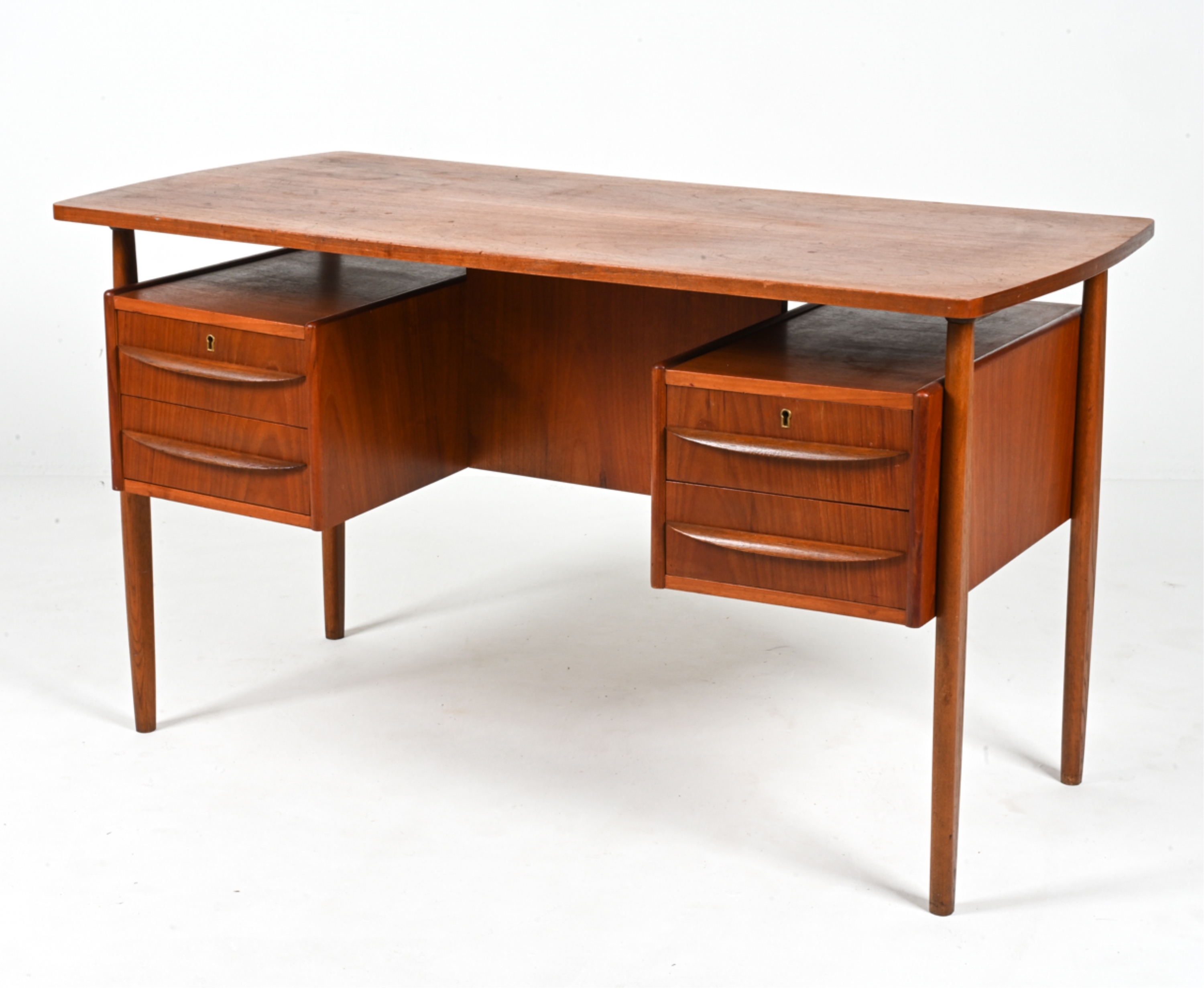 Gunnar Nielsen Tibergaard | Danish Mid-Century desk in teak (1960 ...