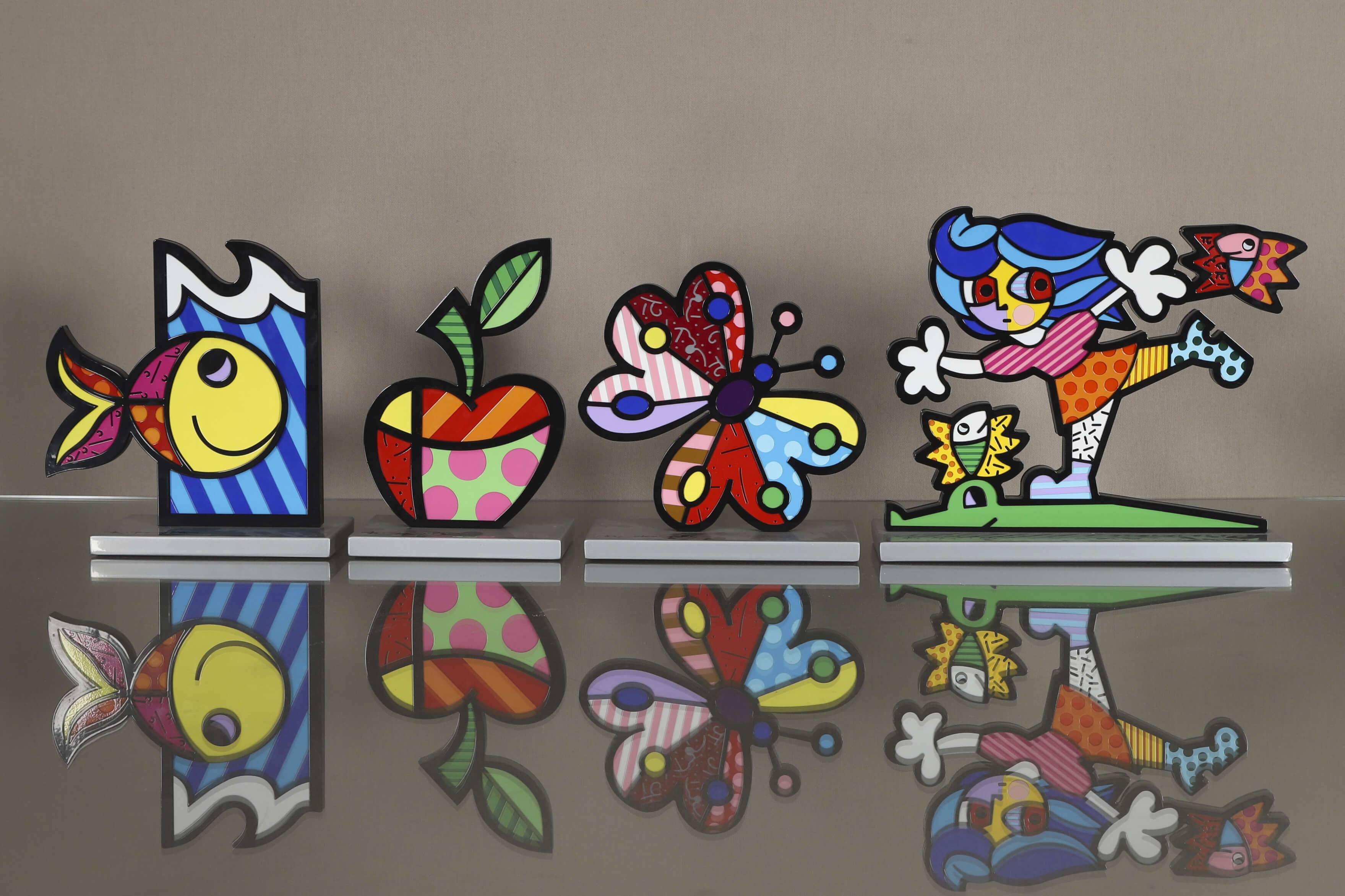 Romero Britto | 4 sculptures | MutualArt