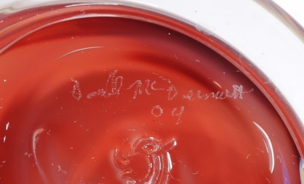 David McDermott | DAVID MCDERMOTT ART GLASS 12 VASE | MutualArt