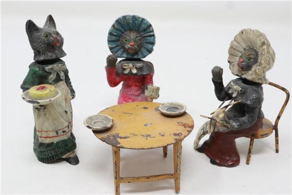 GEORG HEYDE | Anthropomorphic figural group of cats with nodding heads ...