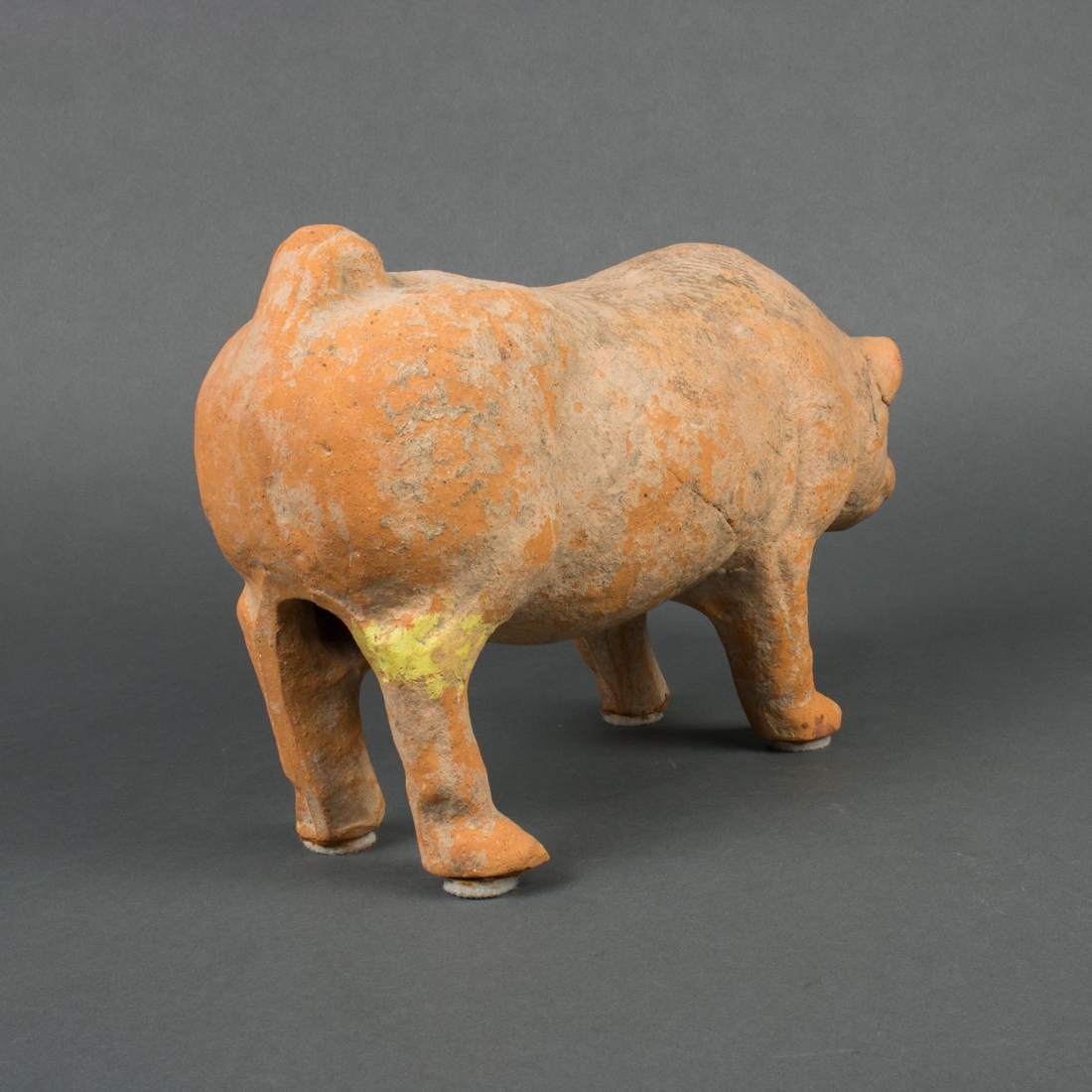 Chinese School | Chinese pottery model of a pig. Han dynasty | MutualArt
