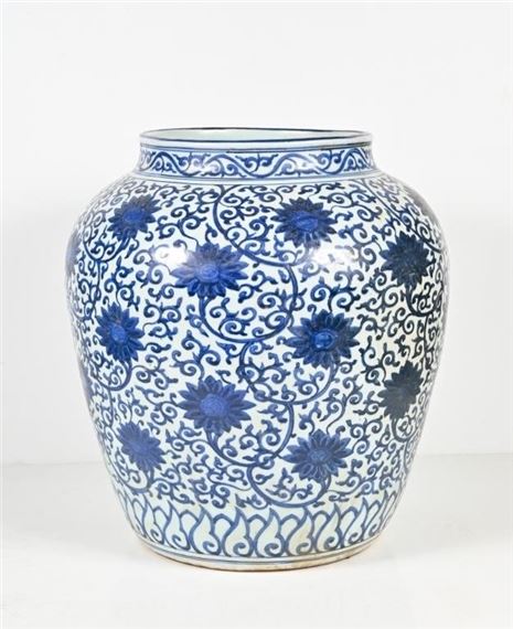 Chinese School | LARGE CHINESE BLUE & WHITE PORCELAIN JAR | MutualArt