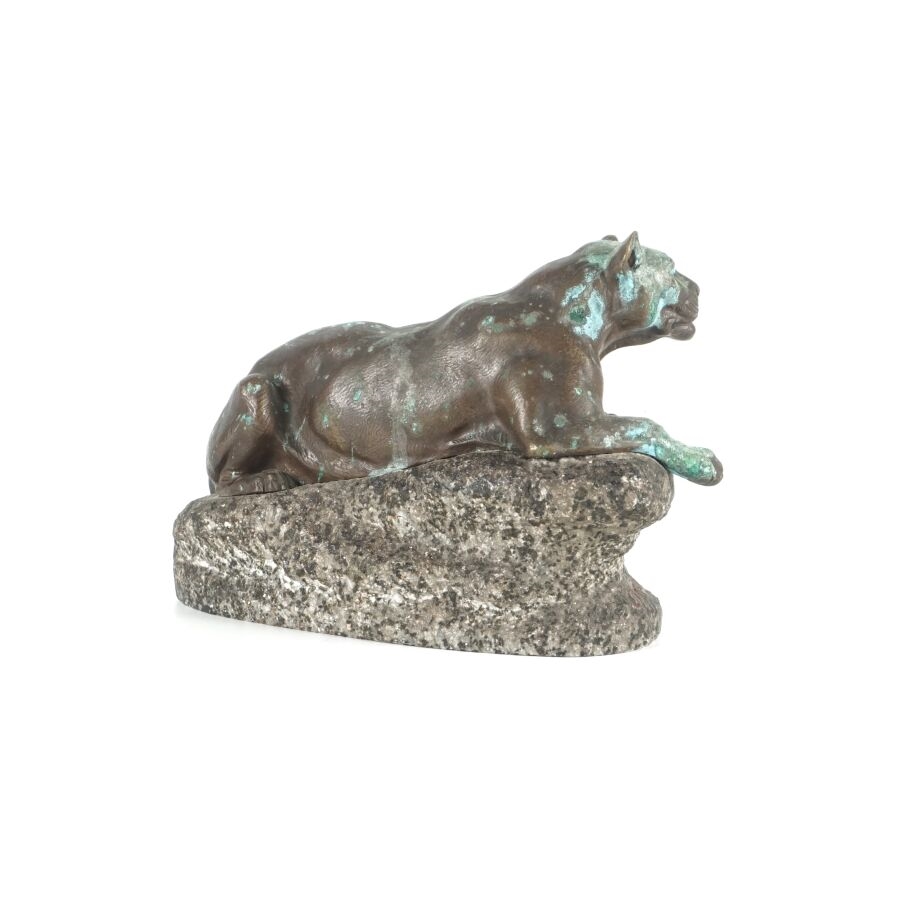 Charles Masson | Lionne couchée sur son rocher | MutualArt