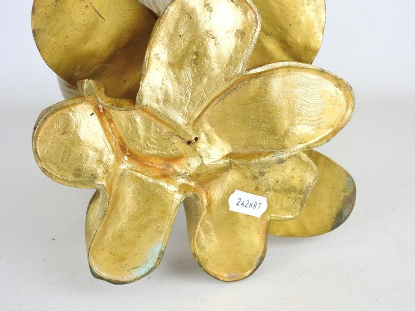 Maurice Bouval | Flower-shaped cup in copper alloy | MutualArt