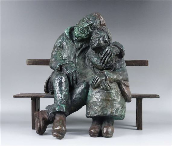 Nicky Imber | een groot bronzen sculptuur van een omhelzend ouderlijk ...