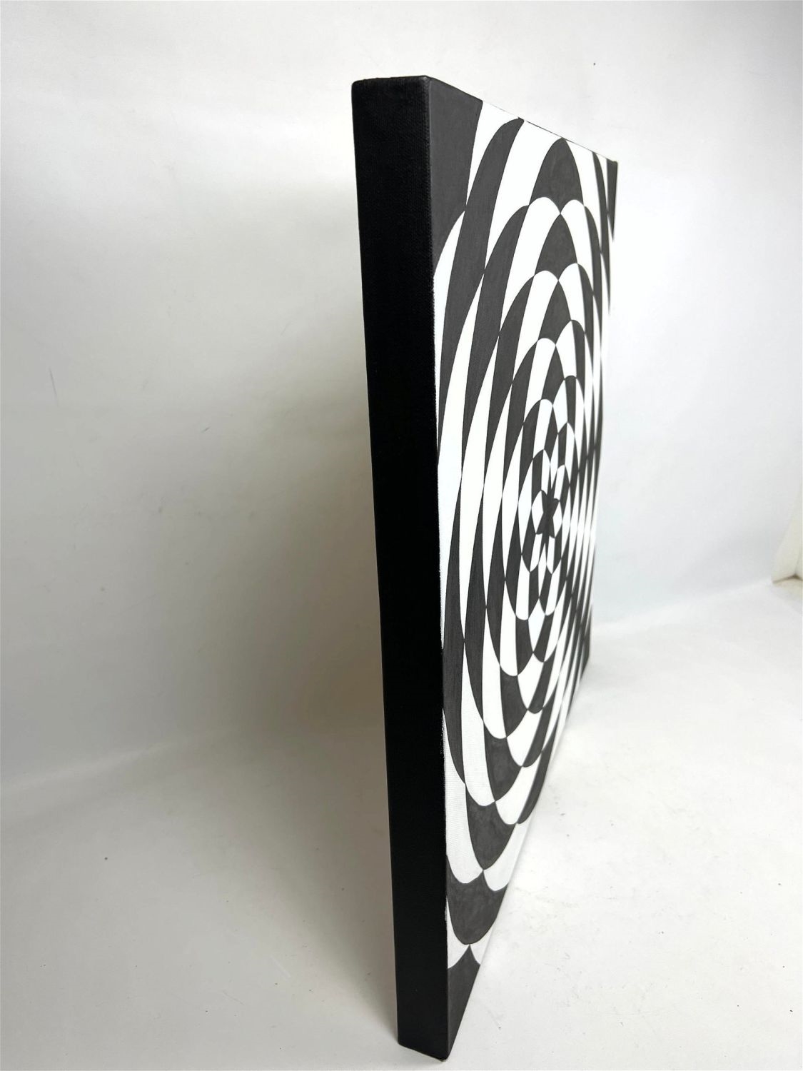 Tim Ray Fisher | TIM RAY FISHER Painting OP ART expanding star Black ...