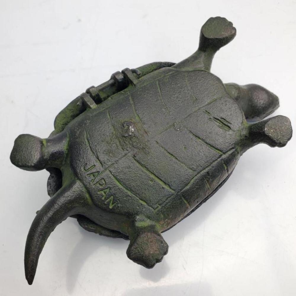 Japanese School | Vintage Japanese Cast Iron Turtle Trinket Box | MutualArt