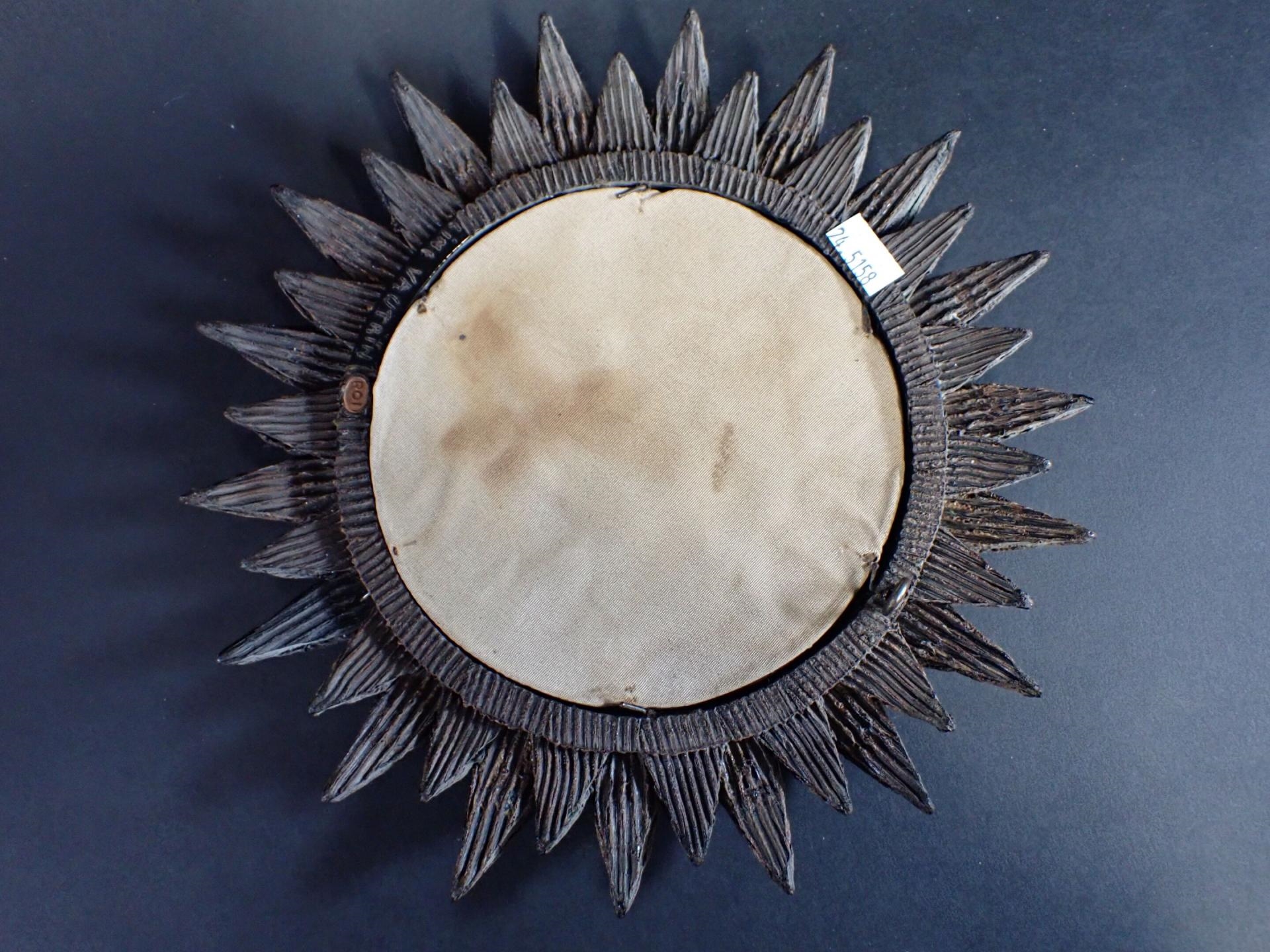 Line Vautrin | Soleil à pointes | MutualArt