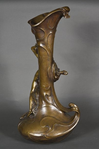 Luca Madrassi | Lucas MADRASSI (1848-1919) Large bronze vase... - Lot ...