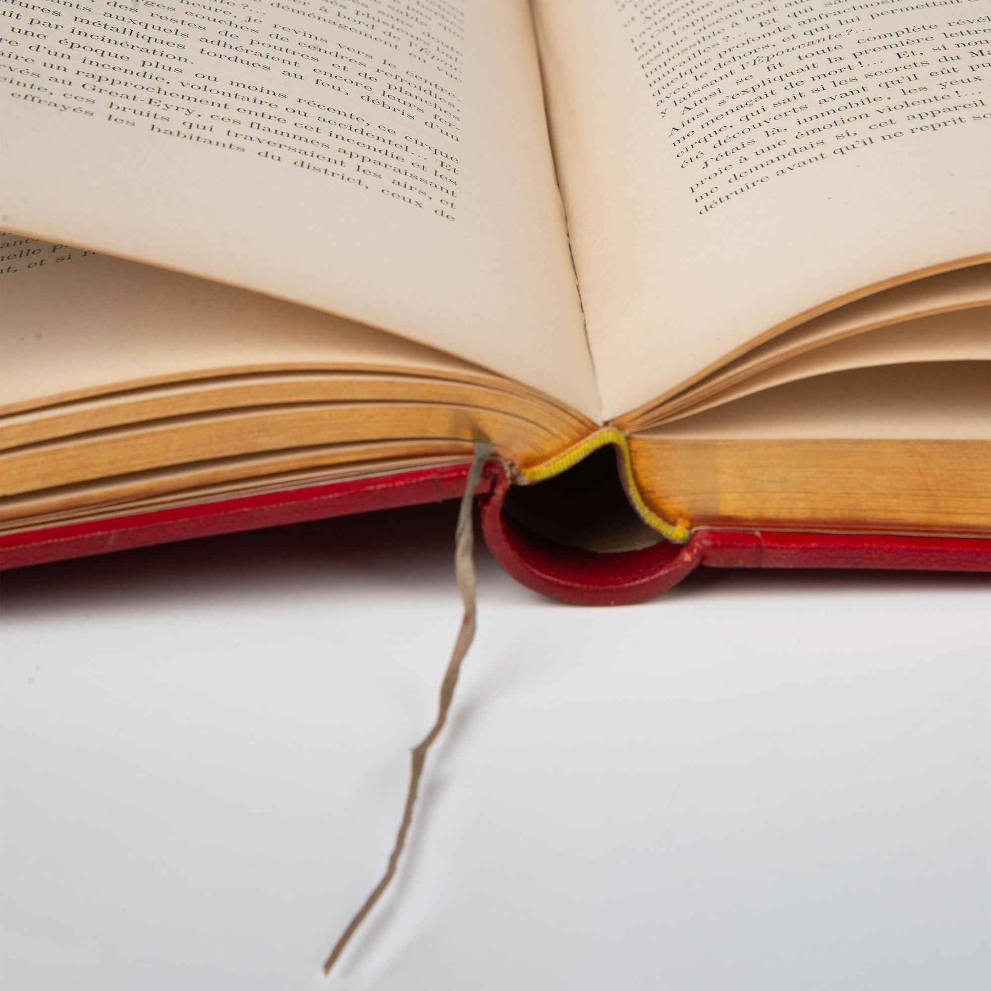 Léon Benett | Jules Verne, Maitre du monde/Drame en Livonie, Aux ...