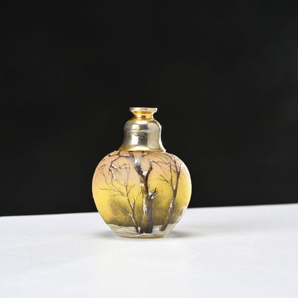Daum Frères | DAUM NANCY Perfume burner in lined glass... - Lot 7 ...
