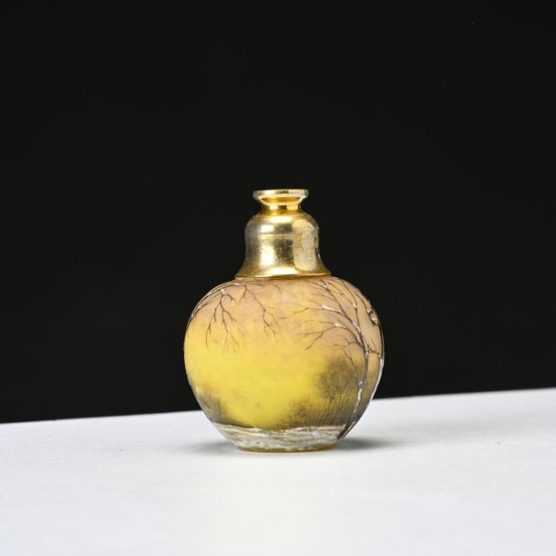 Daum Frères | DAUM NANCY Perfume burner in lined glass... - Lot 7 ...