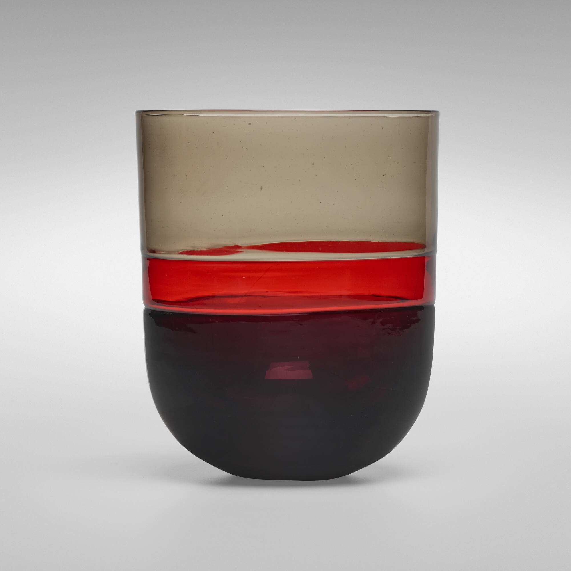 Tapio Wirkkala | Pianissimo vase, model 504.2 (Circa 1965) | MutualArt