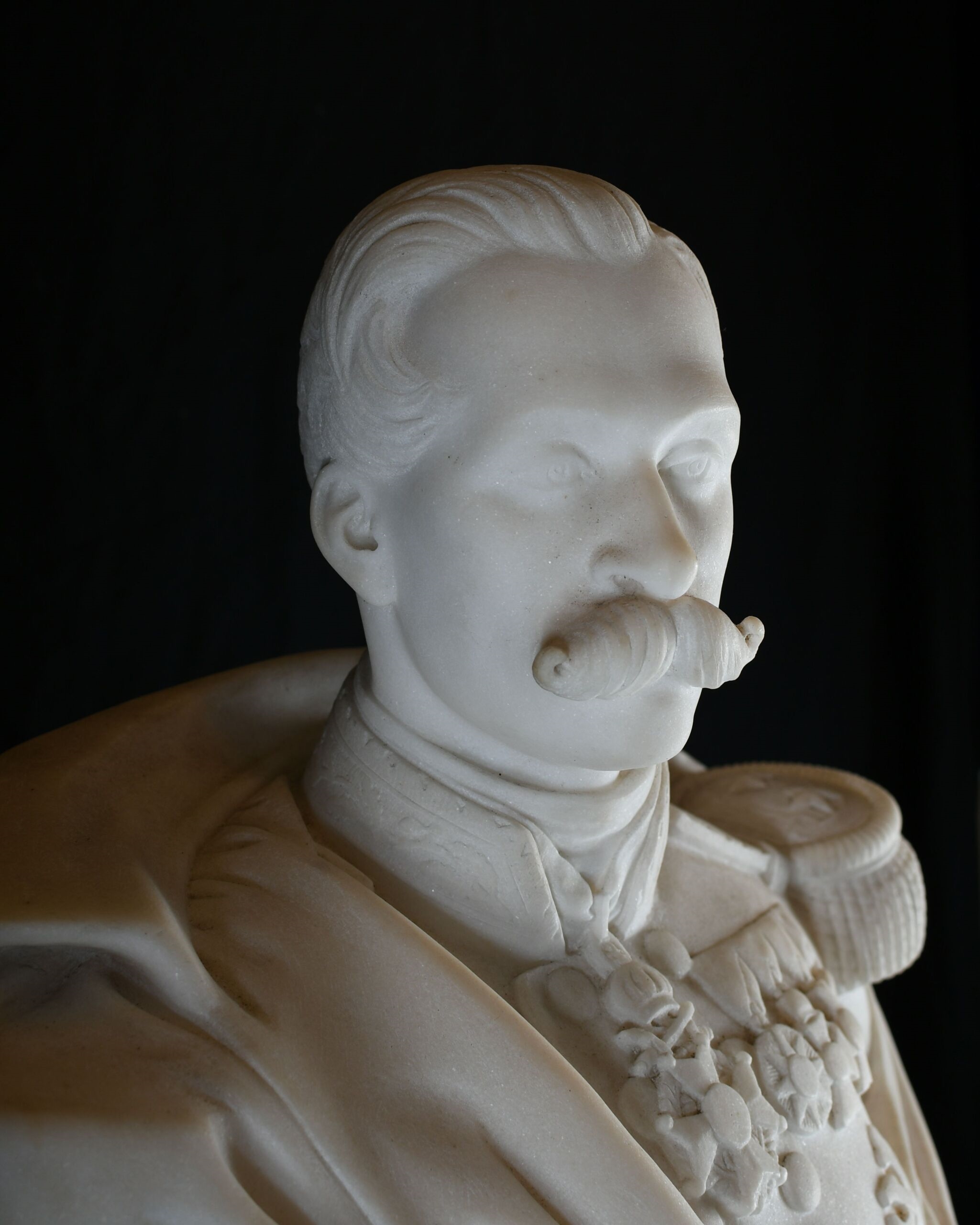Julien Roux | Portrait de Georges de Rarécourt de La Vallée (1952 ...