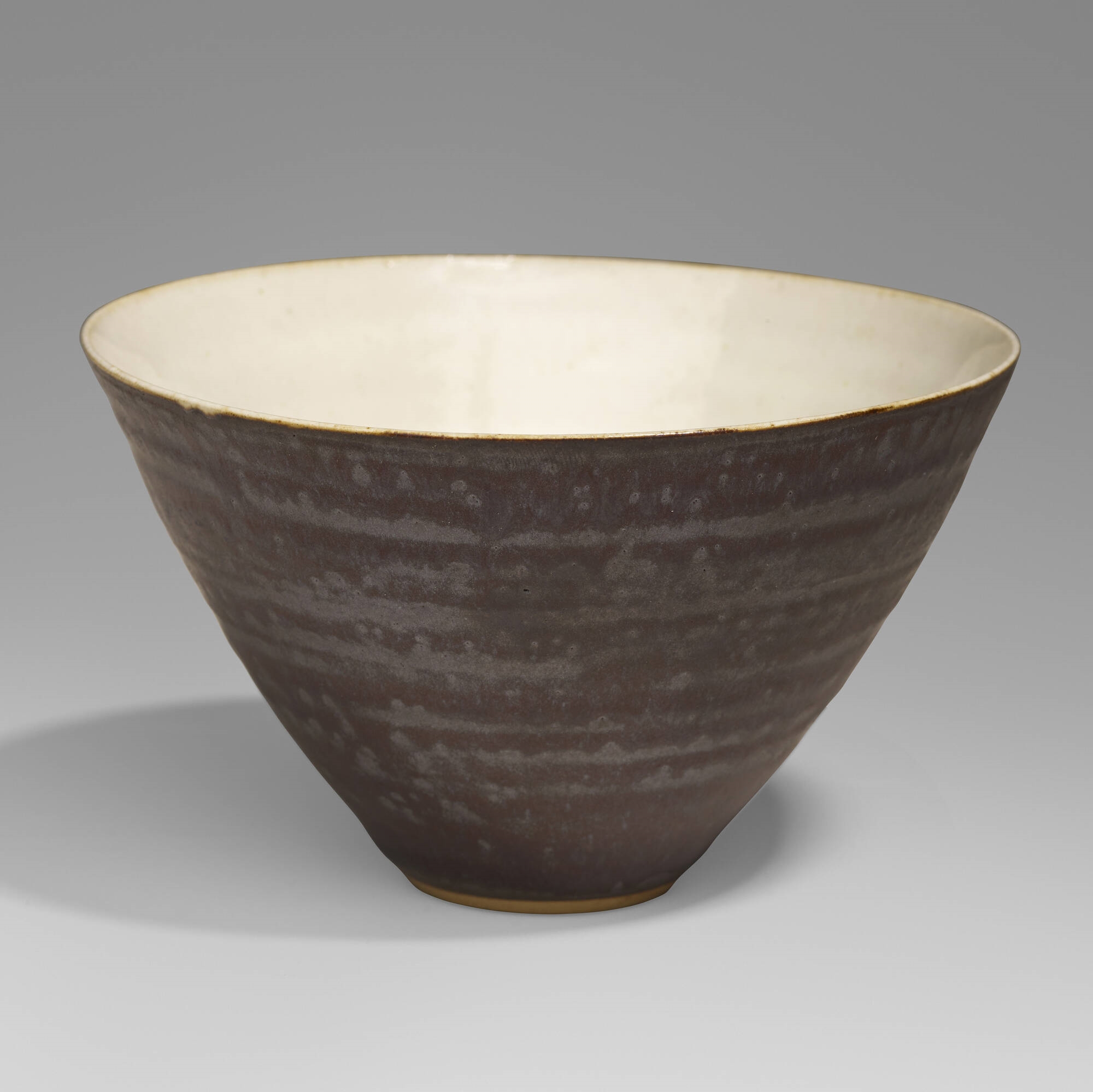 Lucie Rie | Small bowl (Circa 1970) | MutualArt