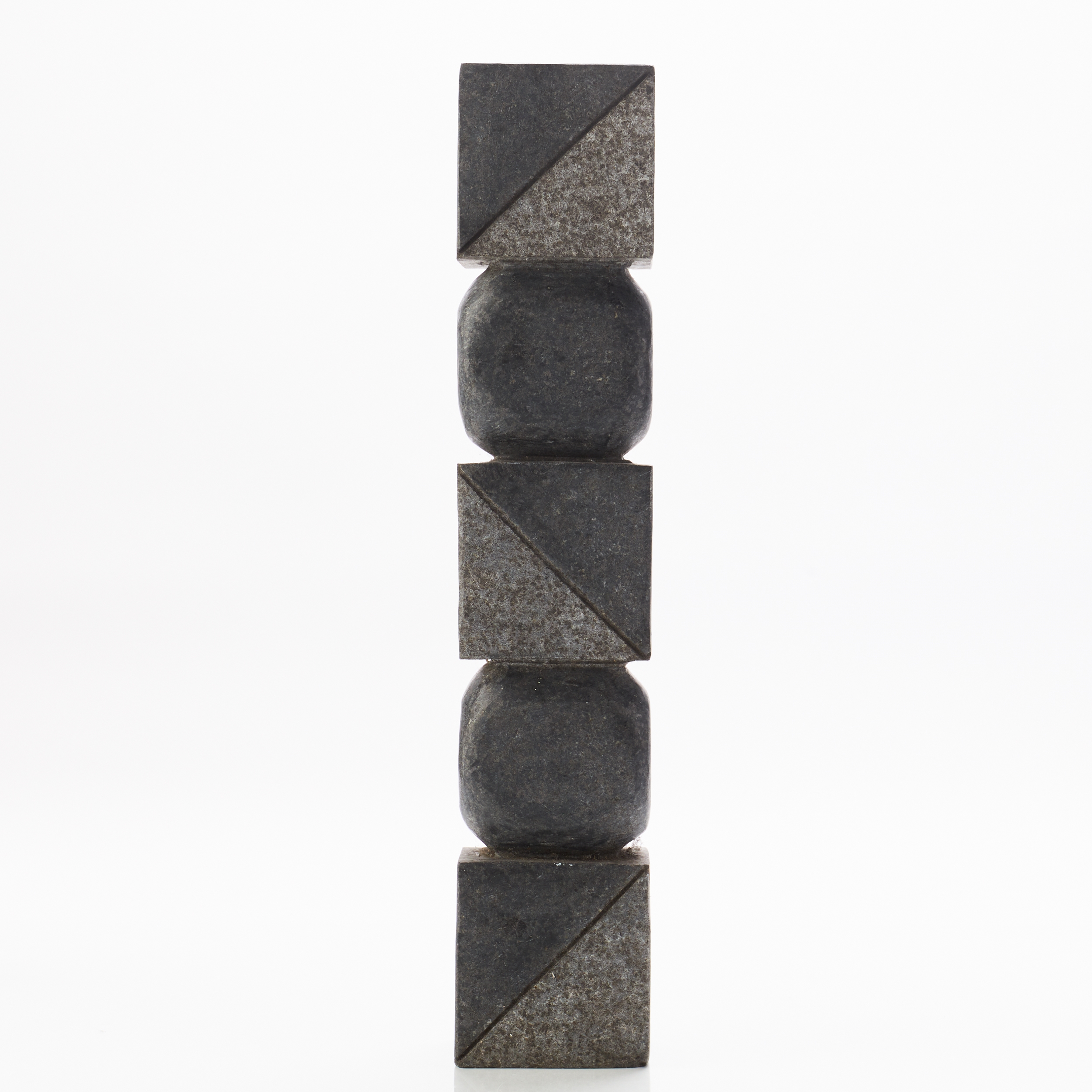 Alexius Huber | Skulptur av geometriska former | MutualArt