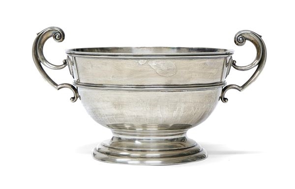 Mappin & Webb | VASCA DA PUNCH IN ARGENTO (1049) | MutualArt